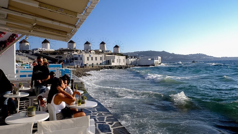 Σεζόν διαρκείας στον ελληνικό τουρισμό - Υπέρβαση TV